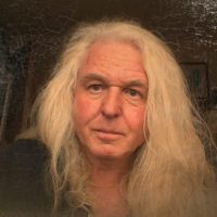 Here be a blog for Terry Newman and Master Detective Nicely Strongoak ...